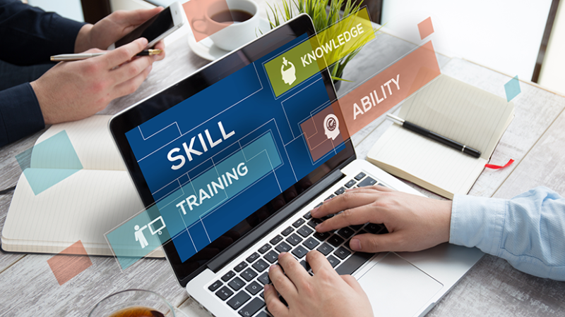 Bokep omek terbaru we met at her very nice incall hotel and